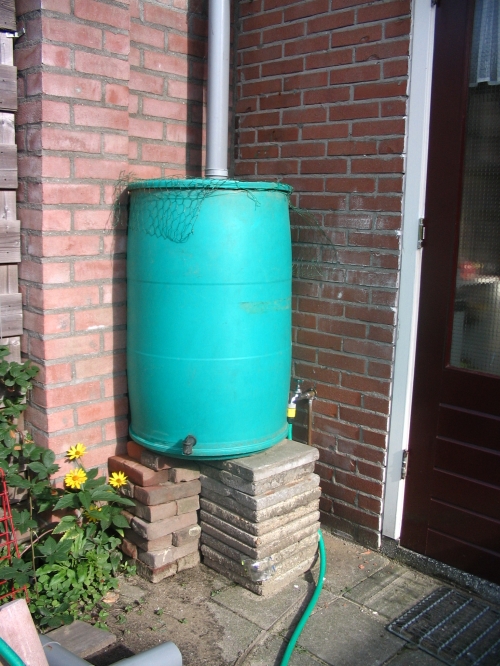 Een regenton aanleggen - Automatic-rock.nl